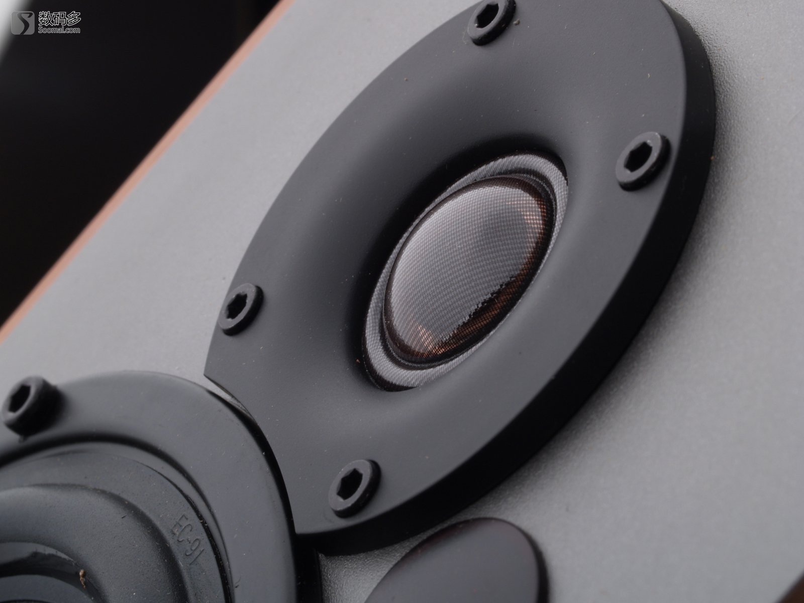 Edifier R1600TIII | https://edifier.com.ua